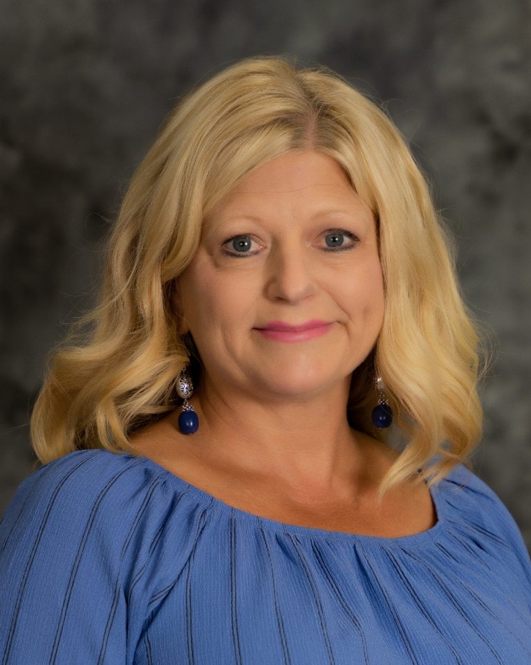 Faculty and Staff | Holy Family Catholic School